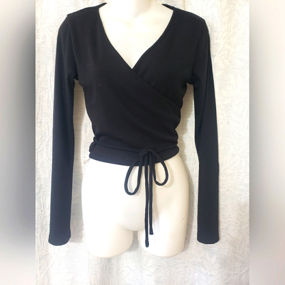 Active USA | Tops | Wrap Crop Top With Wrap Around Ties | Poshmark